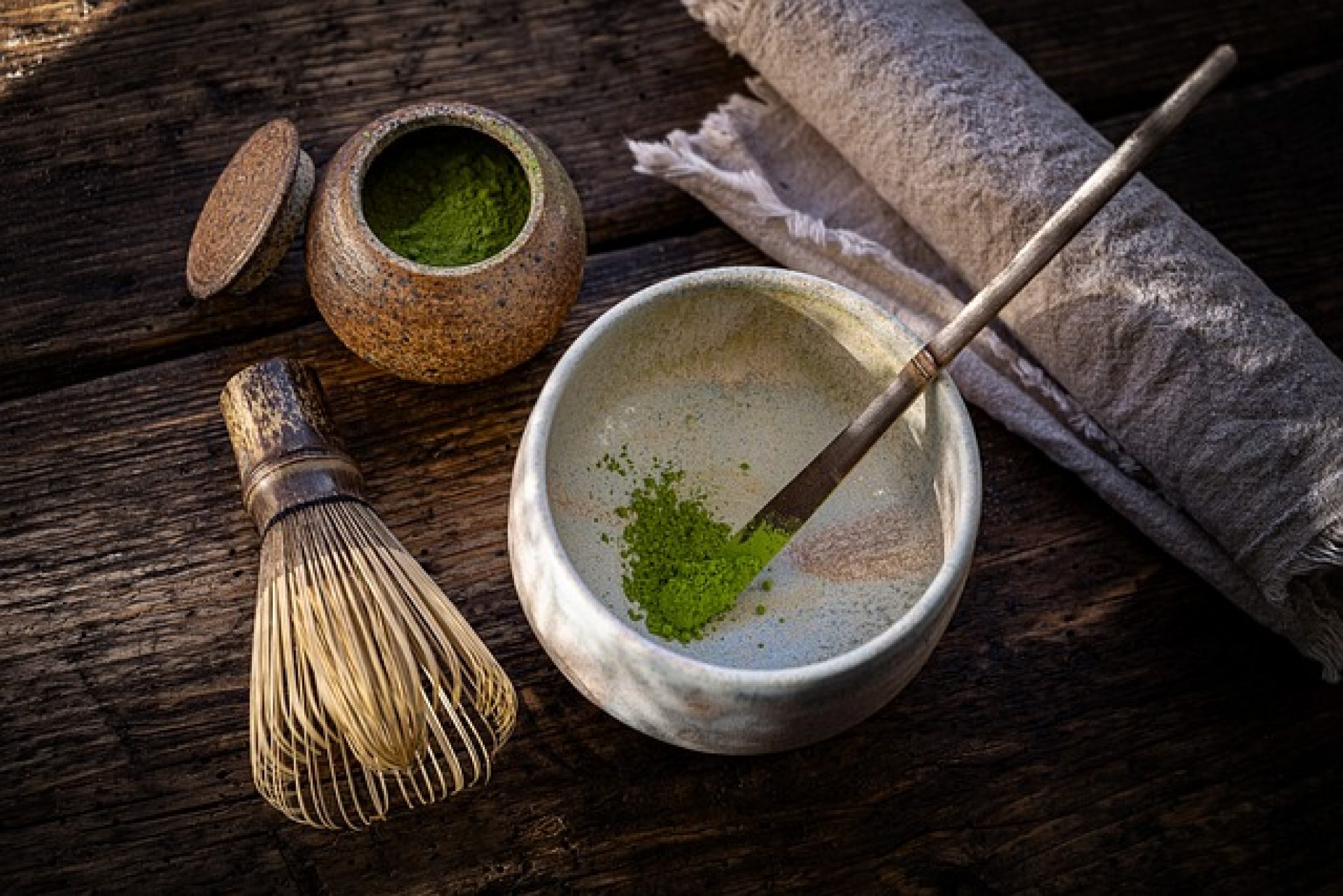 How to Use a Matcha Spoon